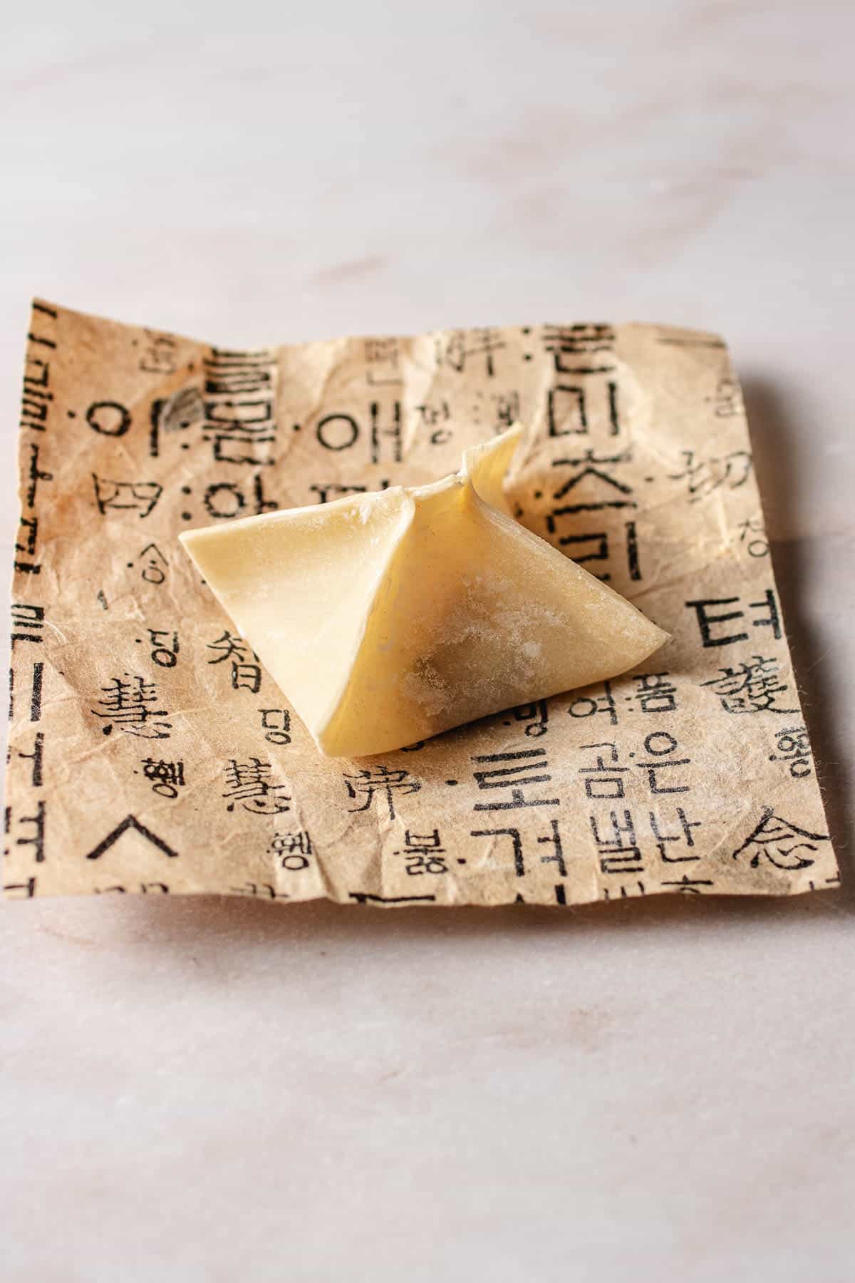 How To Fold Wontons (6 easy and fun ways) | I Heart Umami®